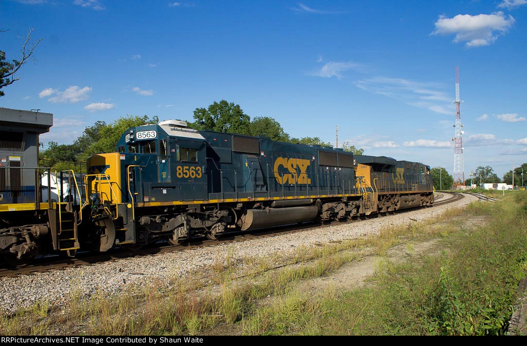 CSX 8563 + 5261 passing the old Dothan depot